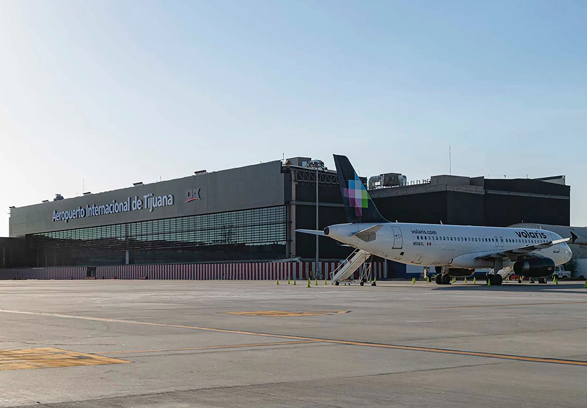 Tijuana New Processor Building - Salvador Rivas architects